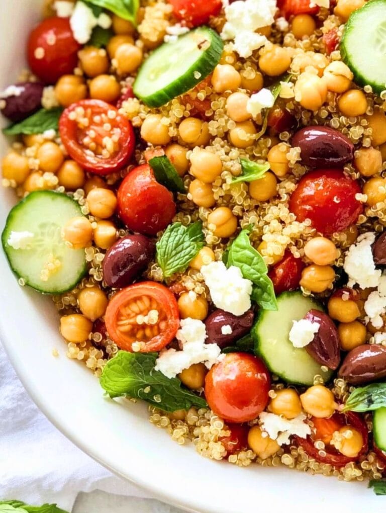Simple Quinoa Salad - easypeasyrecipes.net